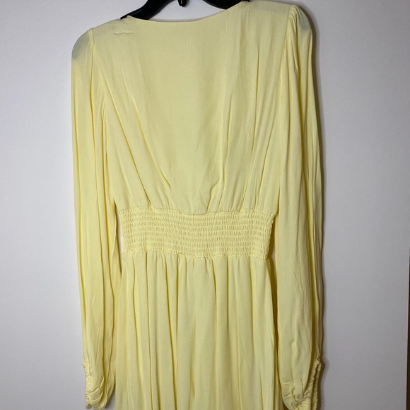 Gianni Bini | Dresses | Gianni Bini Pastel Yellow Dress | Poshmark
